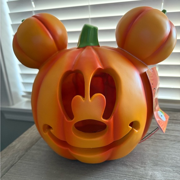Disney | Accents | Nwt Disney Light Up Halloween Mickey Mouse Pumpkin ...